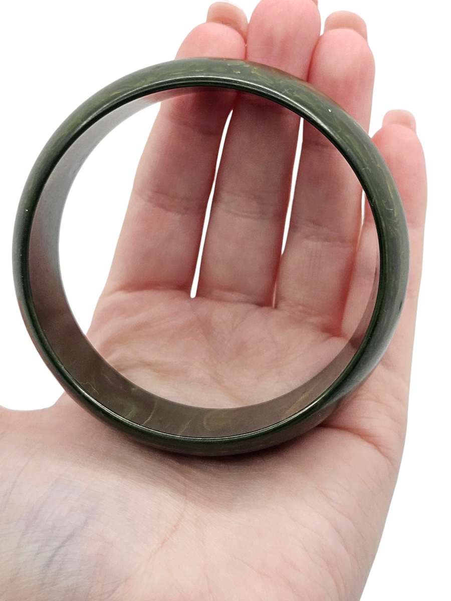 1940s Blue Moon Bakelite Bangle – Lucy Amelia's Vintage